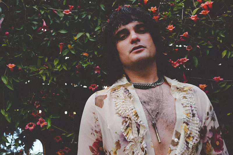 The Dirty Shirts Have a Changing Lineup and a New Single 'Gin & Roses ...