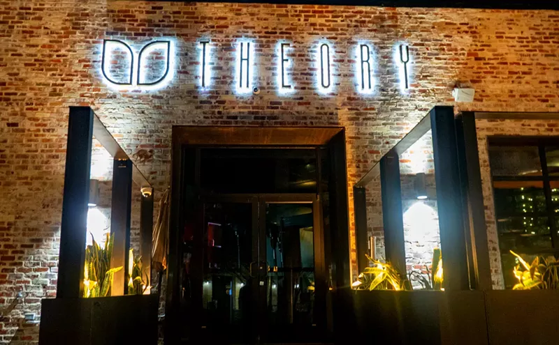 Truck Yard | East Dallas & Lakewood | Bar Food, Food Trucks, Bars and ...