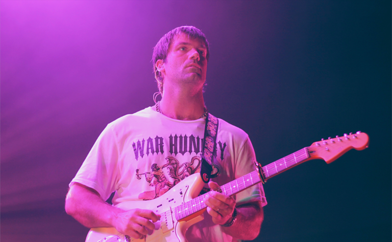 Social Media Buzzes Over Dallas Star Erykah Badu's Big-Butt Body Suit ...