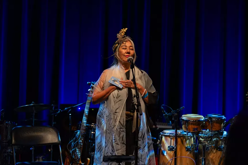 Edie Brickell and Dallas Musicians Honored the Late Brad Houser With a Tribute Show | Dallas ...