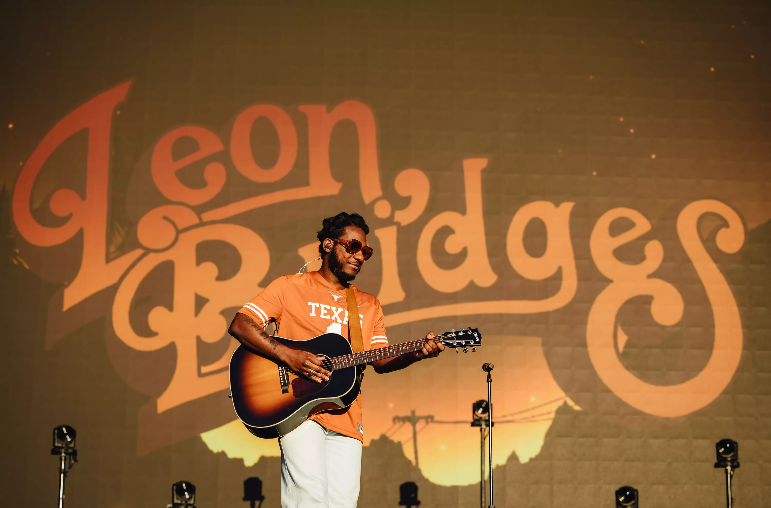 Review: Austin City Limits' Week 1 Was Sizzling With Dua Lipa, Chappell ...